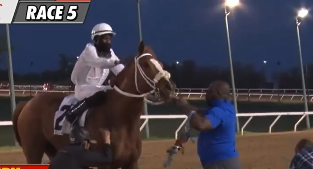 Watch Jockey Matthew Bennett Win At Assiniboia Downs - Quickgallopja.com