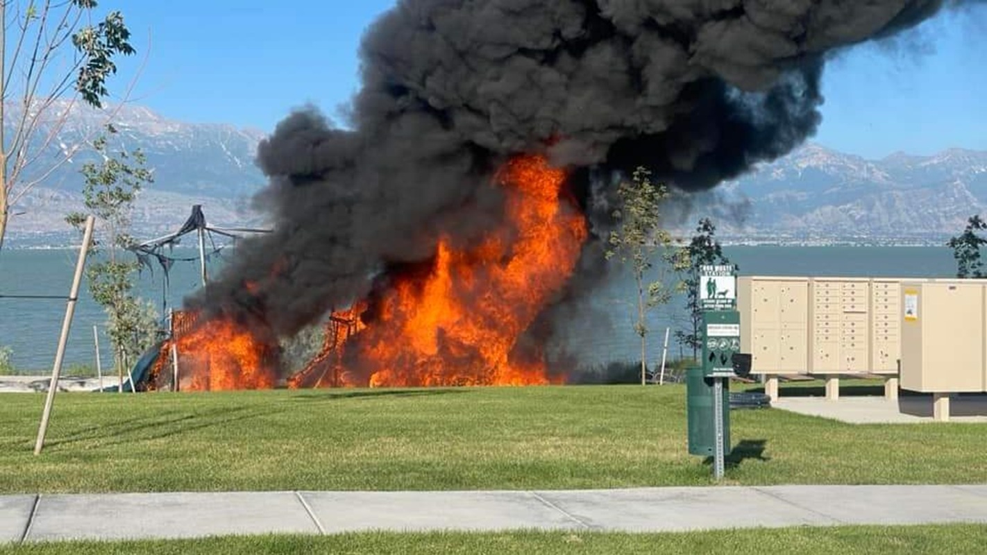 #US RACING: Fire At Saratoga Harness Leads To Death Of 7 Horses ...